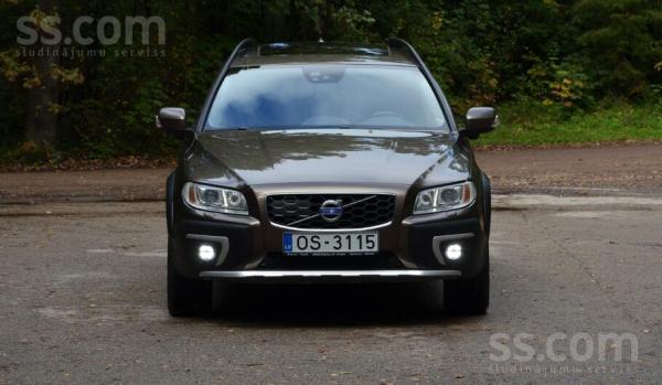 Brūns Volvo XC70 2014 Rīga, ar dzinēja tilpumu 2.40 L un nobraukumu 366 tūkst. km par 11990 €, foto 4 vietnē AUTOMOTO.COM.LV