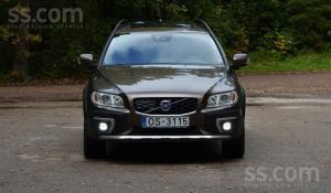 Brūns Volvo XC70 2014 Rīga, ar dzinēja tilpumu 2.40 L un nobraukumu 366 tūkst. km par 11990 €, foto 4 vietnē AUTOMOTO.COM.LV