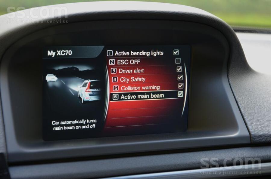 Brūns Volvo XC70 2014 Rīga, ar dzinēja tilpumu 2.40 L un nobraukumu 366 tūkst. km par 11990 €, foto 26 vietnē AUTOMOTO.COM.LV
