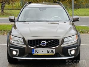 Brown Volvo XC70 2014 in Ogre, with an engine capacity of 2.00 L and mileage of 374 thousand km for 7650 €, photo 3 on AUTOMOTO.COM.LV
