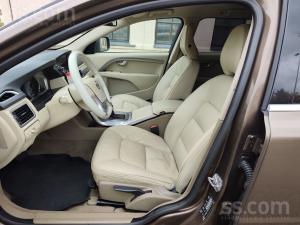 Brown Volvo XC70 2014 in Ogre, with an engine capacity of 2.00 L and mileage of 374 thousand km for 7650 €, photo 10 on AUTOMOTO.COM.LV