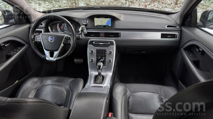 Brūns Volvo XC70 2015 Rīga, ar dzinēja tilpumu 2.40 L un nobraukumu 0 tūkst. km par 8990 €, foto 7 vietnē AUTOMOTO.COM.LV