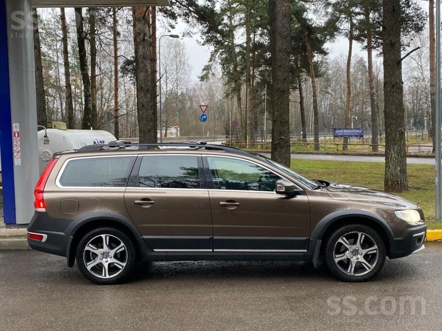 Brūns Volvo XC70 2015 Rīga, ar dzinēja tilpumu 2.40 L un nobraukumu 0 tūkst. km par 13400 €, foto 6 vietnē AUTOMOTO.COM.LV