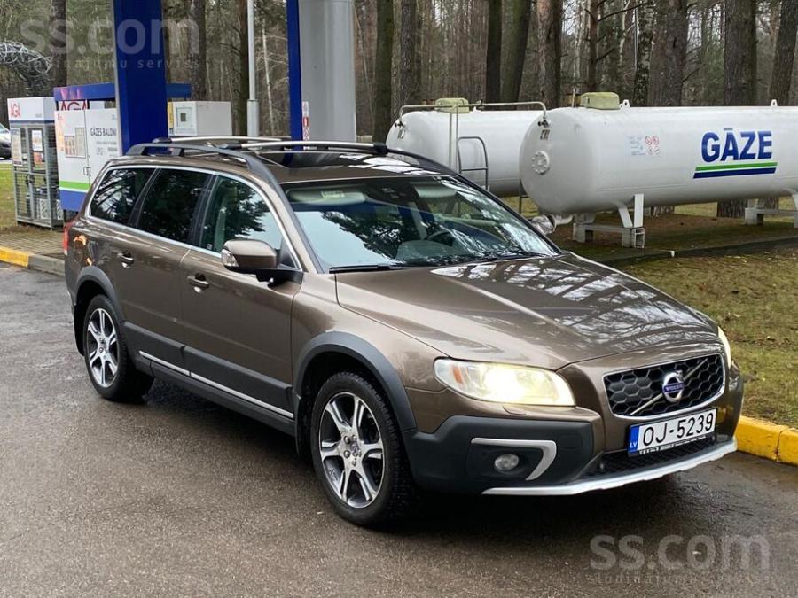 Brūns Volvo XC70 2015 Rīga, ar dzinēja tilpumu 2.40 L un nobraukumu 0 tūkst. km par 13400 €, foto 7 vietnē AUTOMOTO.COM.LV