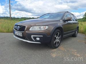 Коричневый Вольво ХС70 2015 в Рига, объемом двигателя 2.40 л и пробегом 338 тыс. км за 11500 €, фото  на AUTOMOTO.COM.LV