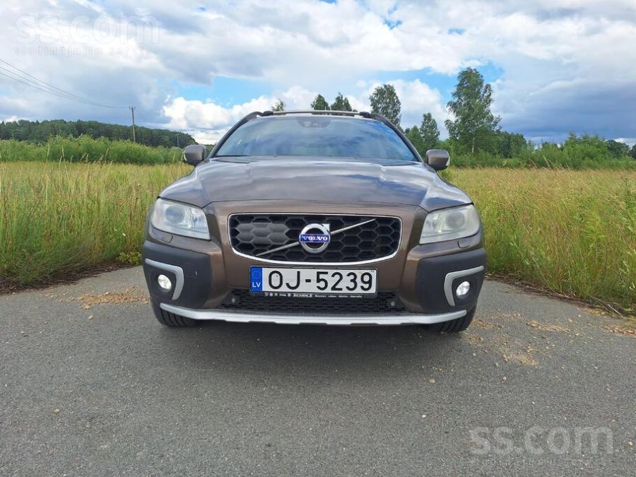 Brūns Volvo XC70 2015 Rīga, ar dzinēja tilpumu 2.40 L un nobraukumu 338 tūkst. km par 11500 €, foto 3 vietnē AUTOMOTO.COM.LV