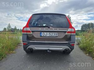 Brūns Volvo XC70 2015 Rīga, ar dzinēja tilpumu 2.40 L un nobraukumu 338 tūkst. km par 11500 €, foto 5 vietnē AUTOMOTO.COM.LV