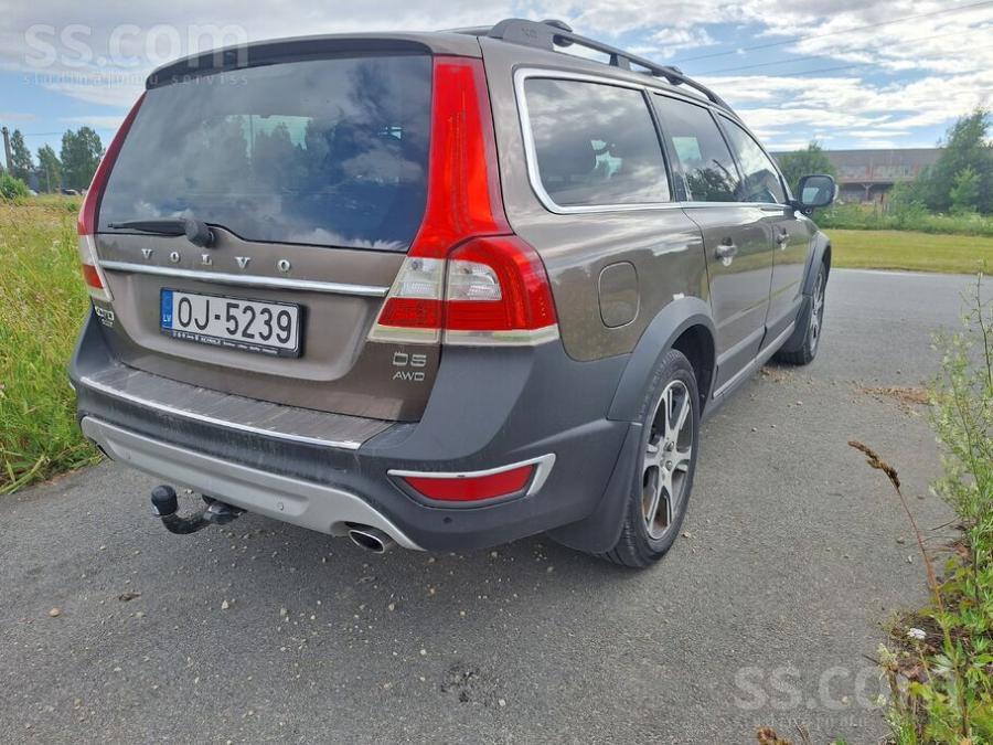Brūns Volvo XC70 2015 Rīga, ar dzinēja tilpumu 2.40 L un nobraukumu 338 tūkst. km par 11500 €, foto 6 vietnē AUTOMOTO.COM.LV
