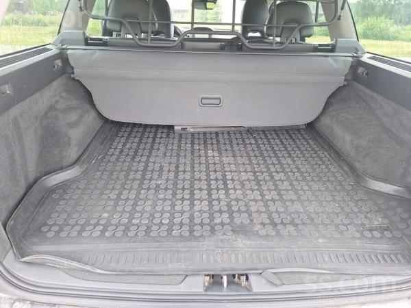 Brown Volvo XC70 2015 in Riga, with an engine capacity of 2.40 L and mileage of 338 thousand km for 11500 €, photo 10 on AUTOMOTO.COM.LV