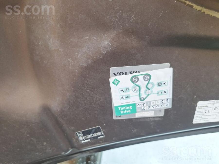Brūns Volvo XC70 2015 Rīga, ar dzinēja tilpumu 2.40 L un nobraukumu 338 tūkst. km par 11500 €, foto 22 vietnē AUTOMOTO.COM.LV