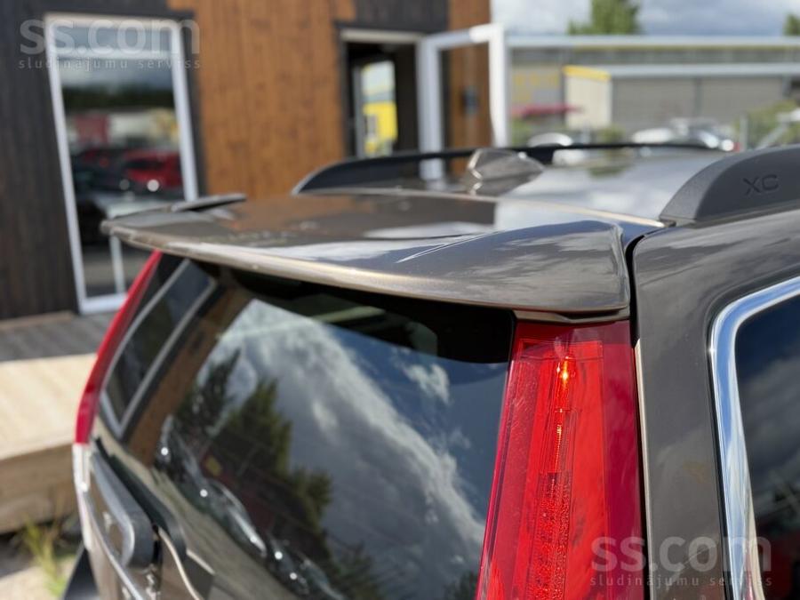 Brown Volvo XC70 2015 in Riga, with an engine capacity of 2.40 L and mileage of 214 thousand km for 14990 €, photo 25 on AUTOMOTO.COM.LV