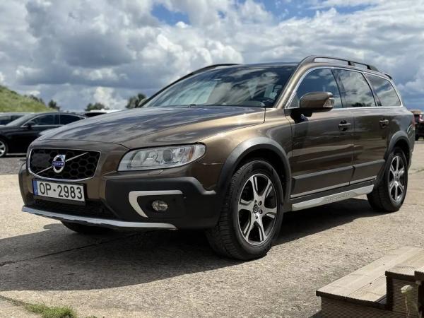 Brūns Volvo XC70 2015 Rīga, ar dzinēja tilpumu 2.40 L un nobraukumu 214 tūkst. km par 14990 €, foto 3 vietnē AUTOMOTO.COM.LV