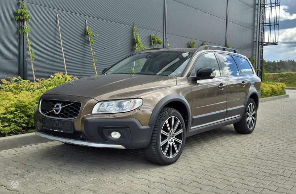Brūns Volvo XC70 2015 Viļņa, ar dzinēja tilpumu 1.98 L un nobraukumu 254 tūkst. km par 10700 €, foto 2 vietnē AUTOMOTO.COM.LV
