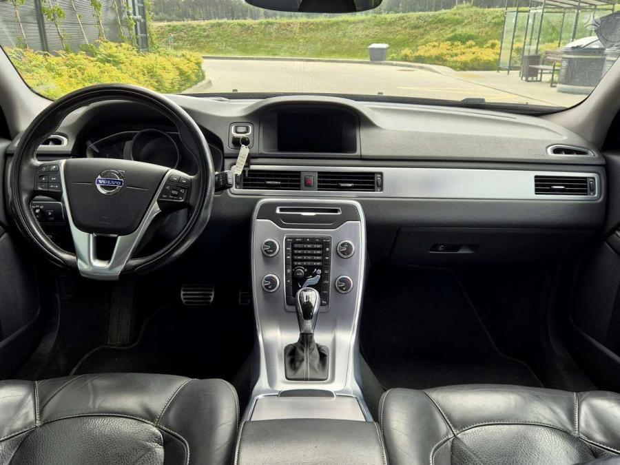 Brūns Volvo XC70 2015 Viļņa, ar dzinēja tilpumu 1.98 L un nobraukumu 257 tūkst. km par 9650 €, foto 7 vietnē AUTOMOTO.COM.LV