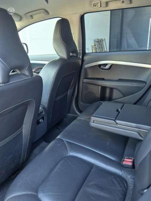Brown Volvo XC70 2015 in Vilnius, with an engine capacity of 1.98 L and mileage of 257 thousand km for 9950 €, photo 13 on AUTOMOTO.COM.LV