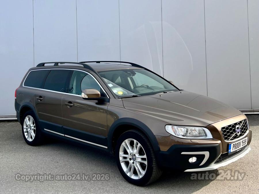 Brown Volvo XC70 2016 in Tallinn, with an engine capacity of 2.40 L and mileage of 0 thousand km for 15999 €, photo 5 on AUTOMOTO.COM.LV