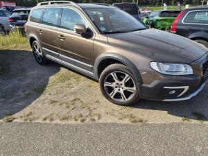 Brūns Volvo XC70 2016 Viļņa, ar dzinēja tilpumu 2.40 L un nobraukumu 280 tūkst. km par 13950 €, foto  vietnē AUTOMOTO.COM.LV