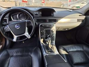 Brūns Volvo XC70 2016 Viļņa, ar dzinēja tilpumu 2.40 L un nobraukumu 280 tūkst. km par 13950 €, foto 7 vietnē AUTOMOTO.COM.LV