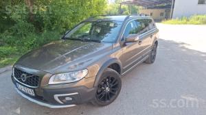 Brown Volvo XC70 2016 in Riga, with an engine capacity of 2.40 L and mileage of 318 thousand km for 10800 €, photo  on AUTOMOTO.COM.LV
