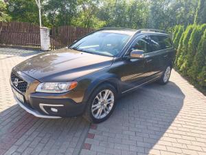 Brown Volvo XC70 2016 in Vilnius, with an engine capacity of 2.50 L and mileage of 177 thousand km for 13400 €, photo 4 on AUTOMOTO.COM.LV