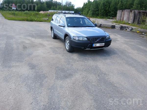 Volvo XC70 2001 Balvi, ar dzinēja tilpumu 2.40 L un nobraukumu 283 tūkst. km par 2100 €, foto 1 vietnē AUTOMOTO.COM.LV