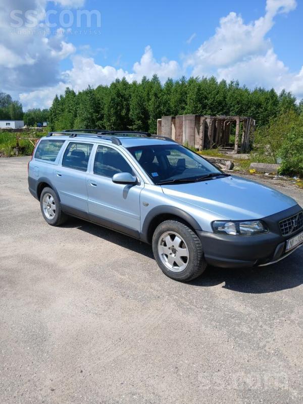 Volvo XC70 2001 Balvi, ar dzinēja tilpumu 2.40 L un nobraukumu 283 tūkst. km par 2100 €, foto 2 vietnē AUTOMOTO.COM.LV