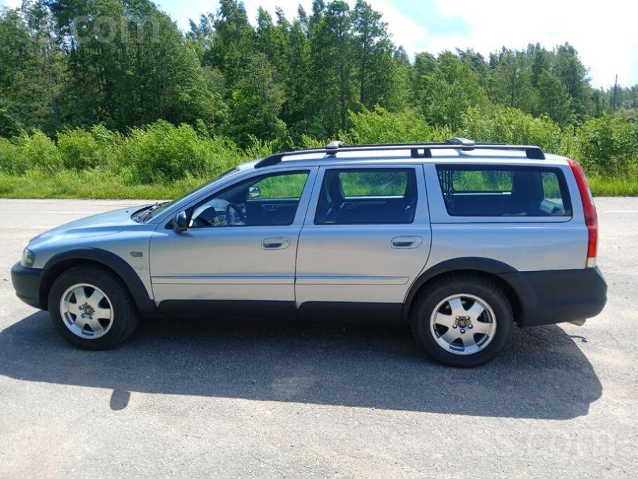 Volvo XC70 2001 Balvi, ar dzinēja tilpumu 2.40 L un nobraukumu 283 tūkst. km par 2100 €, foto 3 vietnē AUTOMOTO.COM.LV