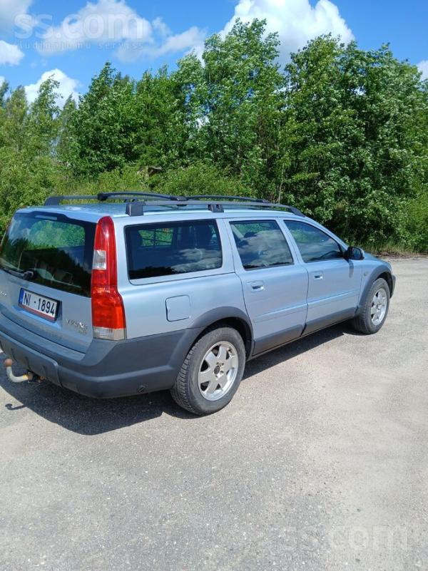 Volvo XC70 2001 Balvi, ar dzinēja tilpumu 2.40 L un nobraukumu 283 tūkst. km par 2100 €, foto 6 vietnē AUTOMOTO.COM.LV