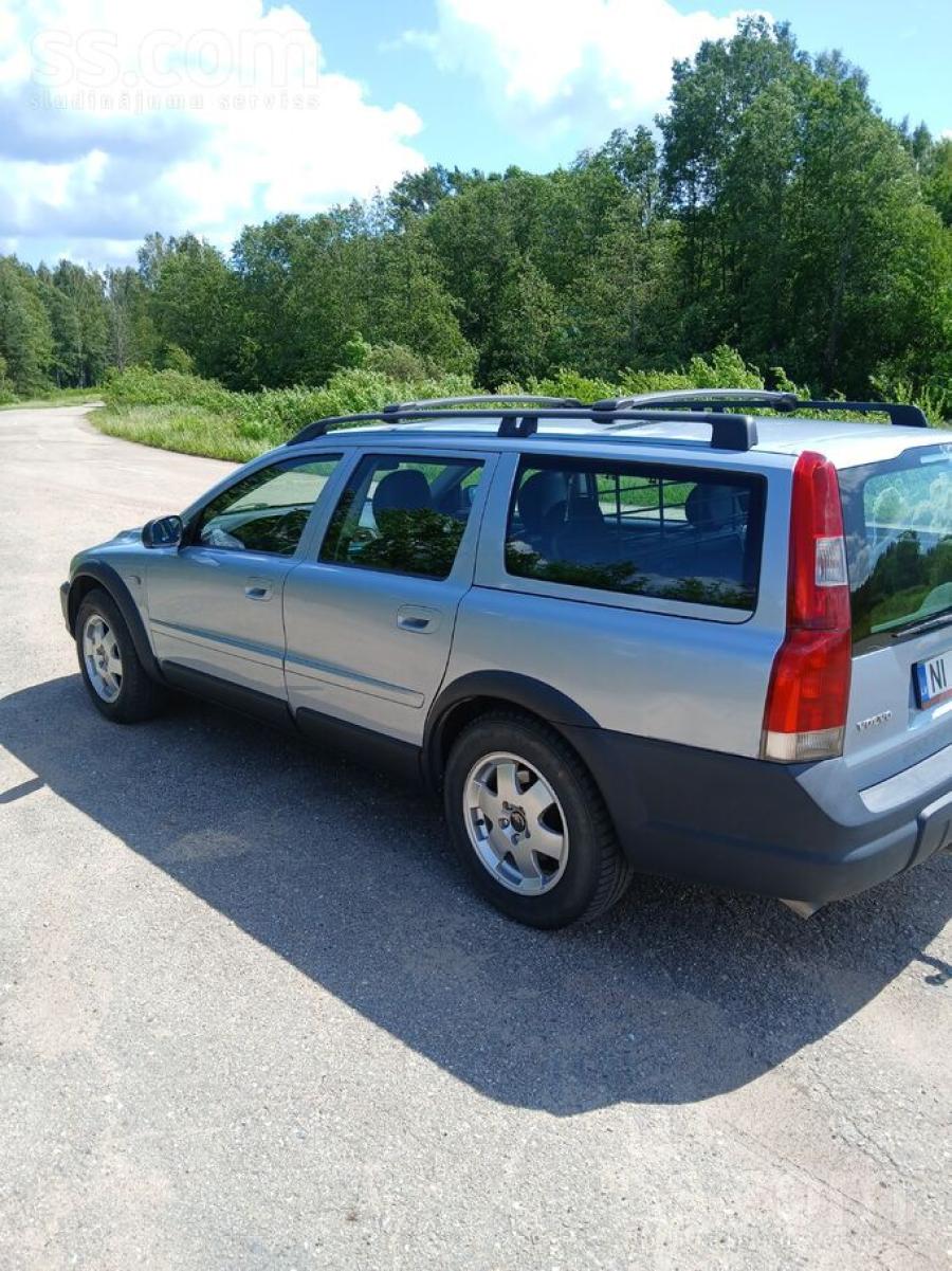 Volvo XC70 2001 Balvi, ar dzinēja tilpumu 2.40 L un nobraukumu 283 tūkst. km par 2100 €, foto 7 vietnē AUTOMOTO.COM.LV