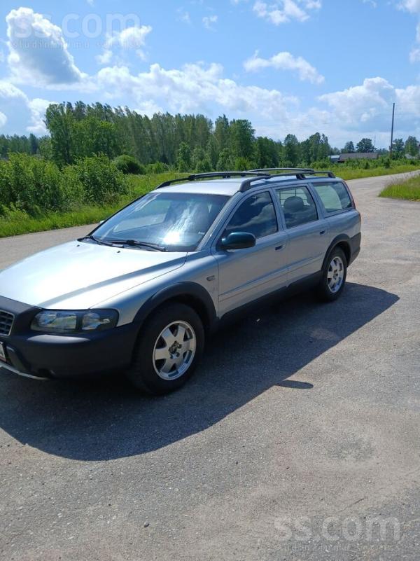 Volvo XC70 2001 Balvi, ar dzinēja tilpumu 2.40 L un nobraukumu 283 tūkst. km par 2100 €, foto 8 vietnē AUTOMOTO.COM.LV