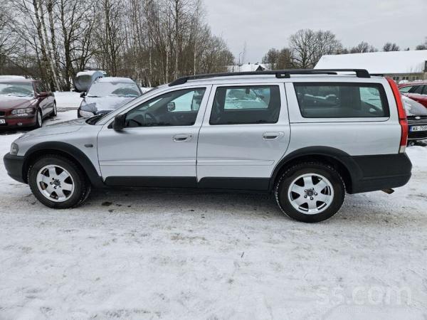 Volvo XC70 2003 Talsi, ar dzinēja tilpumu 2.40 L un nobraukumu 263 tūkst. km par 4999 €, foto 6 vietnē AUTOMOTO.COM.LV