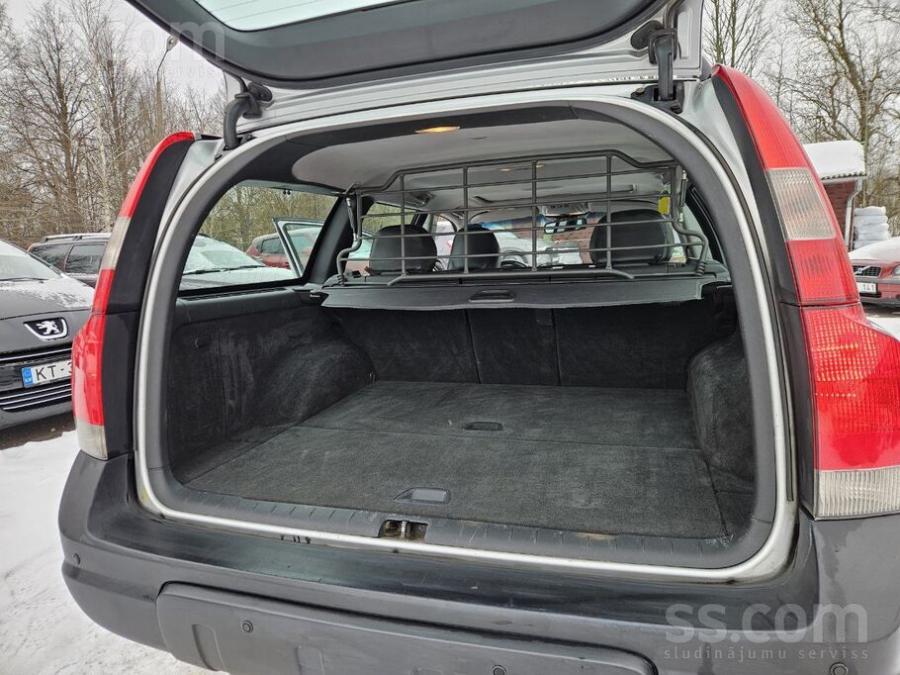 Volvo XC70 2003 Talsi, ar dzinēja tilpumu 2.40 L un nobraukumu 263 tūkst. km par 4999 €, foto 11 vietnē AUTOMOTO.COM.LV
