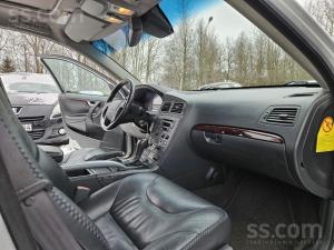 Volvo XC70 2003 Talsi, ar dzinēja tilpumu 2.40 L un nobraukumu 263 tūkst. km par 4999 €, foto 17 vietnē AUTOMOTO.COM.LV