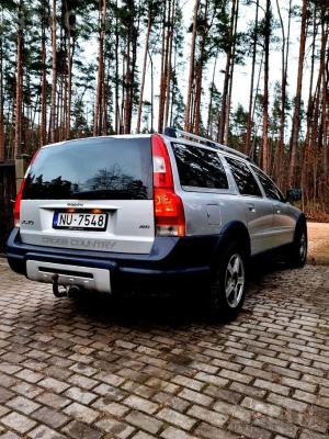 Volvo XC70 2005 Jūrmala, ar dzinēja tilpumu 2.40 L un nobraukumu 316 tūkst. km par 2500 €, foto 3 vietnē AUTOMOTO.COM.LV