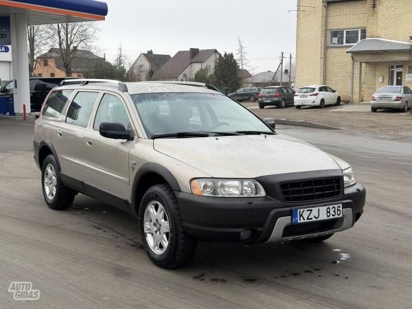 Volvo XC70 2005 in Kelme, with an engine capacity of 2.40 L and mileage of 390 thousand km for 2400 €, photo 6 on AUTOMOTO.COM.LV