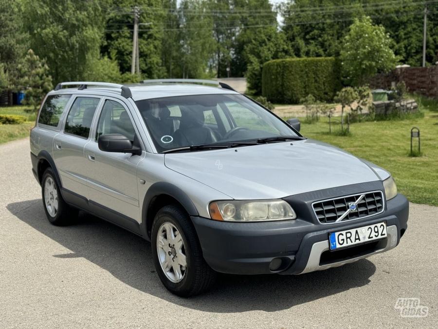 Volvo XC70 2005 Viļņa, ar dzinēja tilpumu 2.40 L un nobraukumu 390 tūkst. km par 2000 €, foto 3 vietnē AUTOMOTO.COM.LV