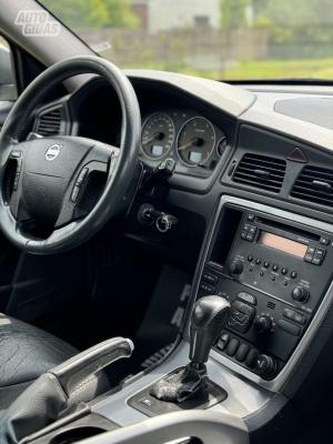 Volvo XC70 2005 Viļņa, ar dzinēja tilpumu 2.40 L un nobraukumu 390 tūkst. km par 2000 €, foto 9 vietnē AUTOMOTO.COM.LV