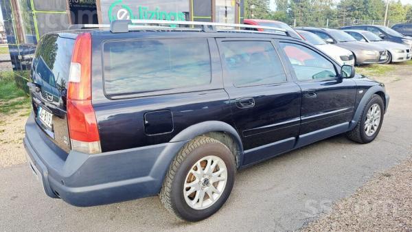 Volvo XC70 2005 Rīga, ar dzinēja tilpumu 2.40 L un nobraukumu 439 tūkst. km par 2200 €, foto 5 vietnē AUTOMOTO.COM.LV