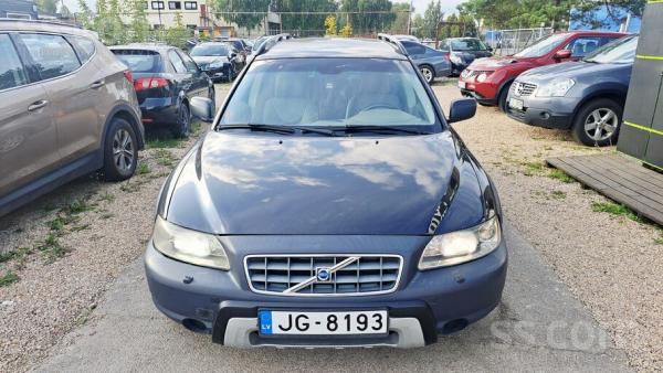 Volvo XC70 2005 Rīga, ar dzinēja tilpumu 2.40 L un nobraukumu 439 tūkst. km par 2200 €, foto 10 vietnē AUTOMOTO.COM.LV