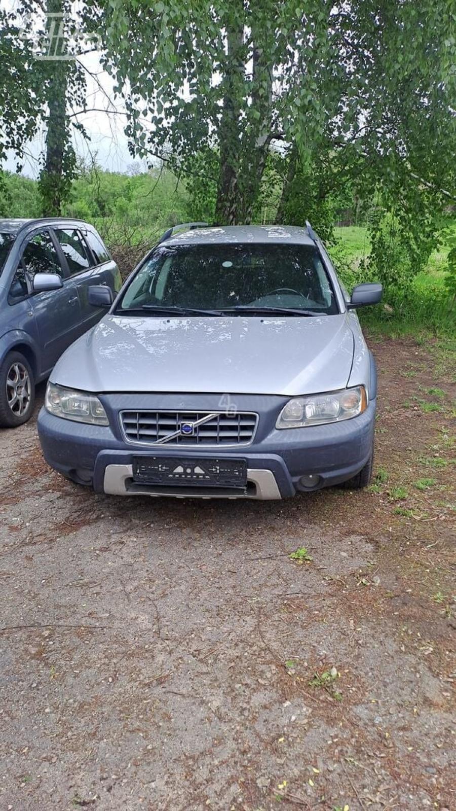 Volvo XC70 2006 in Vilnius, with an engine capacity of 2.40 L and mileage of 313 thousand km for 2999 €, photo 1 on AUTOMOTO.COM.LV