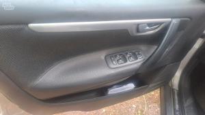 Volvo XC70 2006 in Vilnius, with an engine capacity of 2.40 L and mileage of 313 thousand km for 2999 €, photo 9 on AUTOMOTO.COM.LV