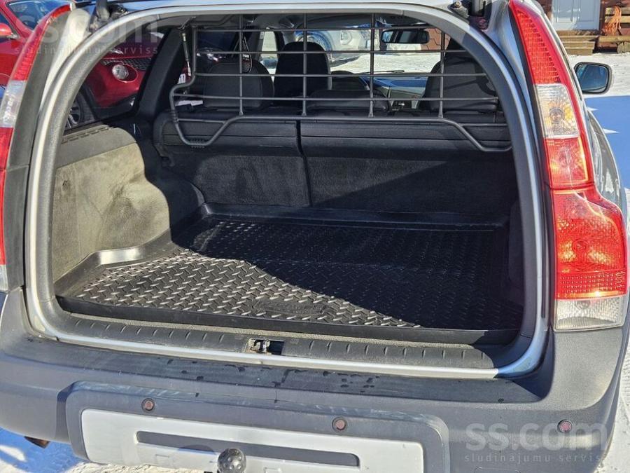 Volvo XC70 2006 Talsi, ar dzinēja tilpumu 2.40 L un nobraukumu 285 tūkst. km par 5299 €, foto 9 vietnē AUTOMOTO.COM.LV