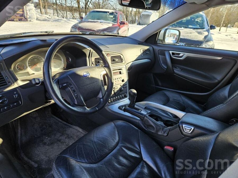 Volvo XC70 2006 Talsi, ar dzinēja tilpumu 2.40 L un nobraukumu 285 tūkst. km par 5299 €, foto 10 vietnē AUTOMOTO.COM.LV