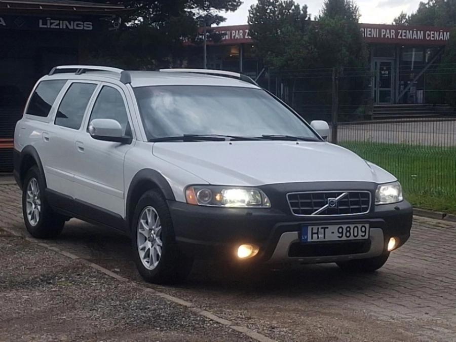 Вольво ХС70 2006 в Рига, объемом двигателя 2.40 л и пробегом 410 тыс. км за 3650 €, фото 1 на AUTOMOTO.COM.LV