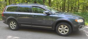 Volvo XC70 2008 in Silute, with an engine capacity of 2.40 L and mileage of 300 thousand km for 4950 €, photo 3 on AUTOMOTO.COM.LV