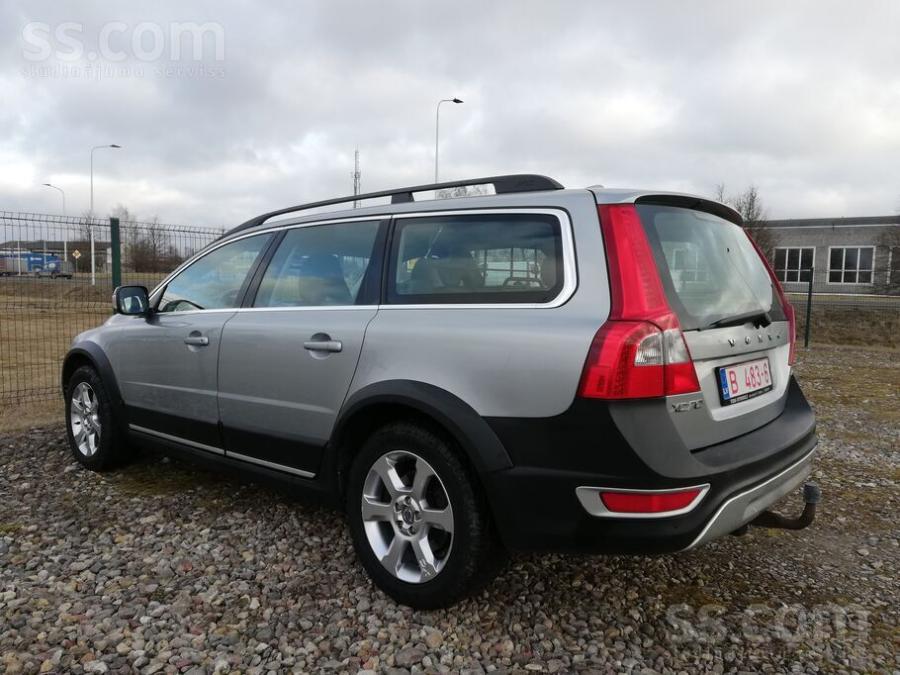 Volvo XC70 2008 Saldus, ar dzinēja tilpumu 2.40 L un nobraukumu 319 tūkst. km par 6800 €, foto 5 vietnē AUTOMOTO.COM.LV