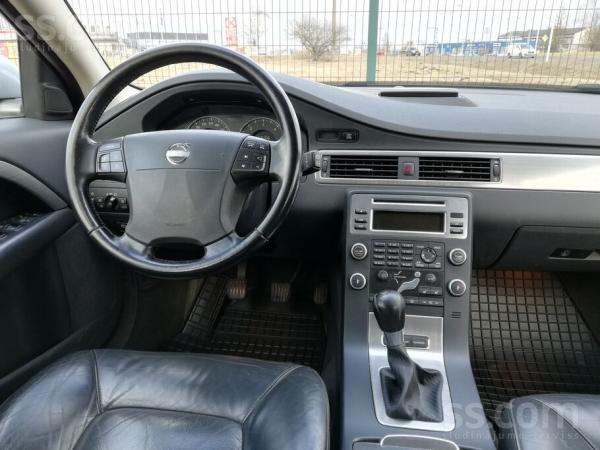 Вольво ХС70 2008 в Салдус, объемом двигателя 2.40 л и пробегом 319 тыс. км за 6800 €, фото 8 на AUTOMOTO.COM.LV