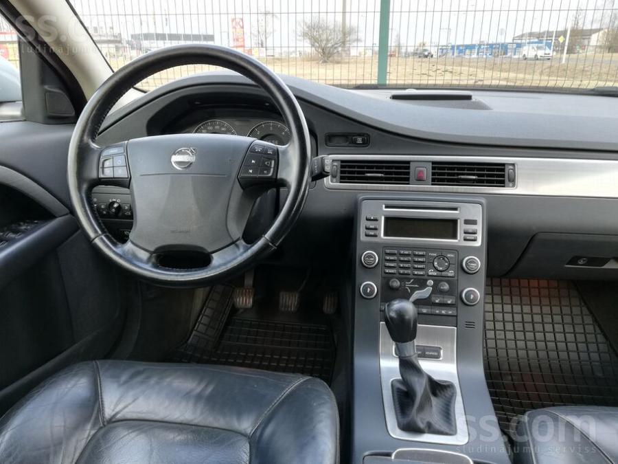 Volvo XC70 2008 Saldus, ar dzinēja tilpumu 2.40 L un nobraukumu 319 tūkst. km par 6800 €, foto 9 vietnē AUTOMOTO.COM.LV