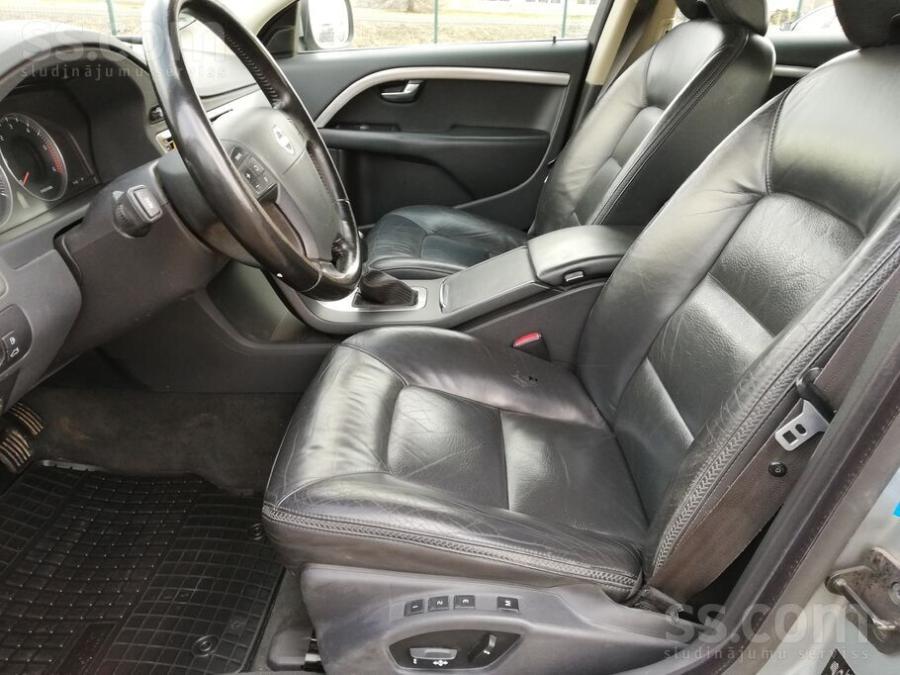 Volvo XC70 2008 Saldus, ar dzinēja tilpumu 2.40 L un nobraukumu 319 tūkst. km par 6800 €, foto 11 vietnē AUTOMOTO.COM.LV
