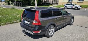 Volvo XC70 2008 in Riga, with an engine capacity of 2.40 L and mileage of 335 thousand km for 4500 €, photo 4 on AUTOMOTO.COM.LV